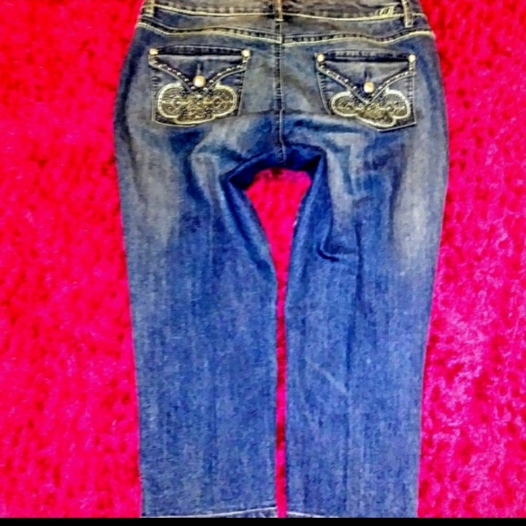 Code Bleu | Jeans | Code Blue Jeans Size P Slim Leg Crop Euc | Poshmark